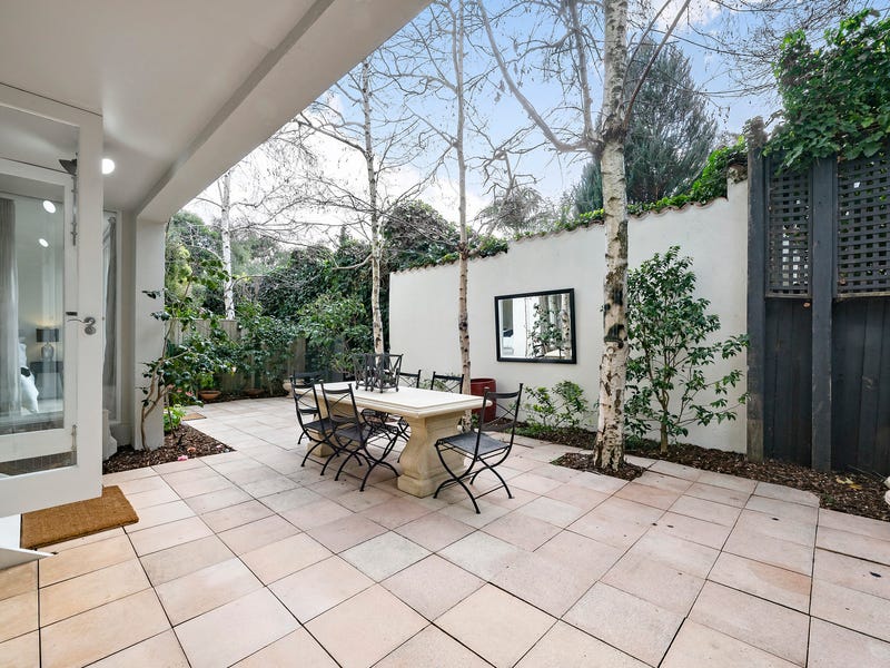 1/53 Grange Road, Toorak, Vic 3142 - Property Details