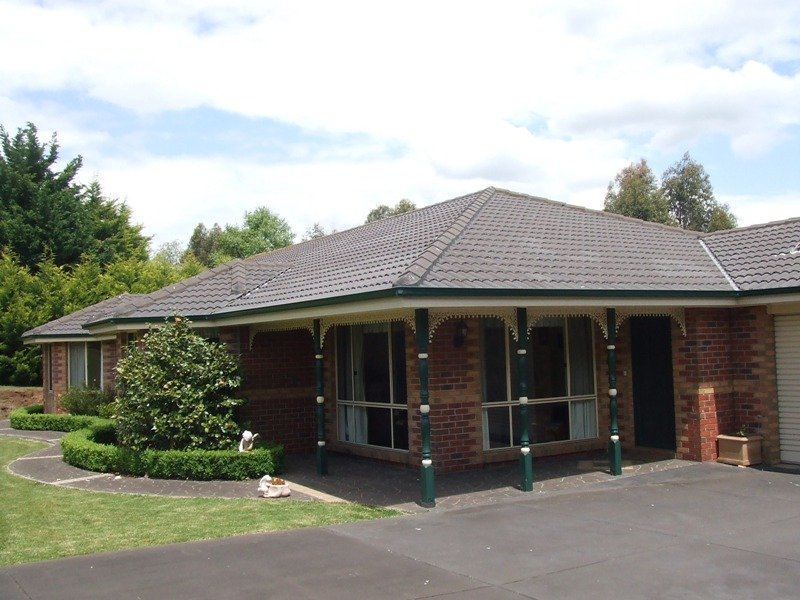 44 Fairway Drive, Drouin, Vic 3818 - Property Details