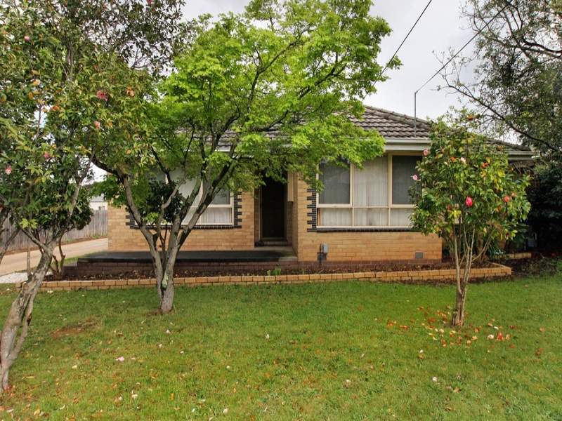 1/11 Hawthory Road, Kilsyth, Vic 3137 - Property Details