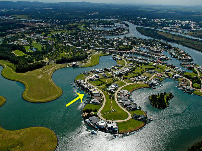 2068 The Circle, Hope Island, QLD 4212 - realestate.com.au