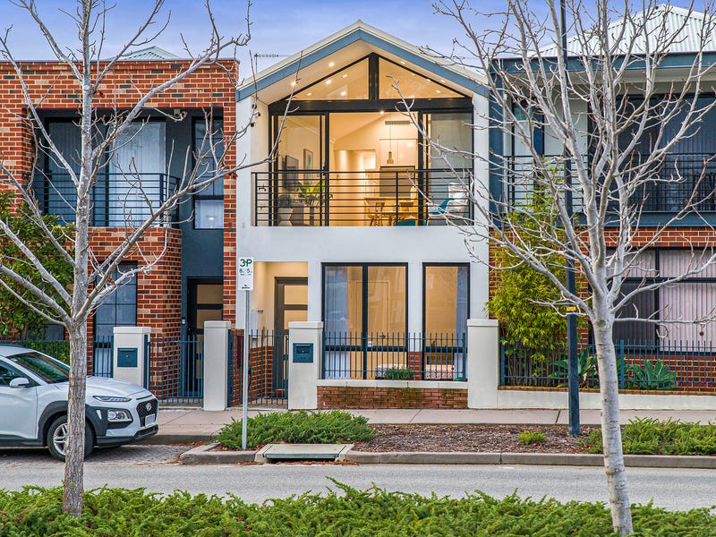 17 Hesperia Parade, Ellenbrook, WA 6069 - Property Details