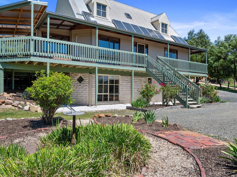 37 Napoleon Street, Greendale, Vic 3341 - Property Details