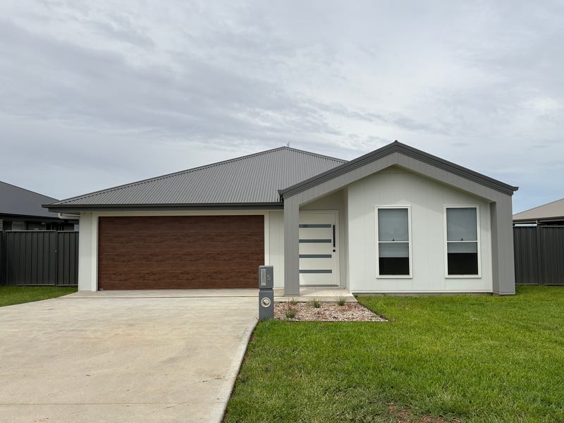 4 Bedroom Houses for Sale in Forbes, NSW 2871 - realestate.com.au