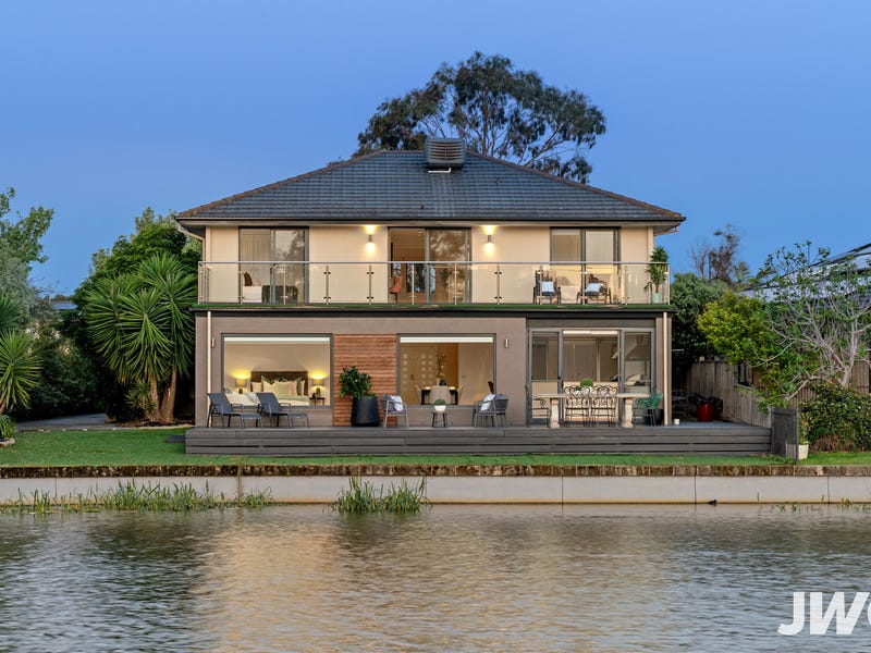 2 Quarterdeck Road, Sandhurst, Vic 3977 - House for Sale - realestate ...