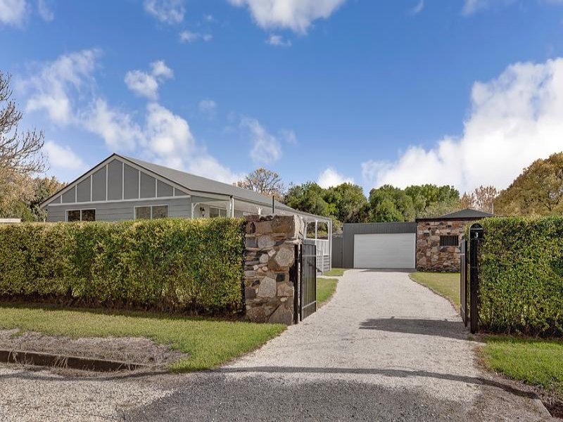 3 DROPMORE AVENUE, Seymour, Vic 3660 - Property Details