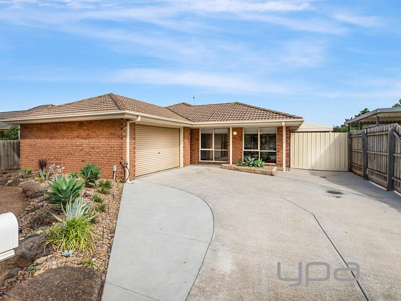 19 Woolpack Street, Hoppers Crossing, VIC 3029 - realestate.com.au