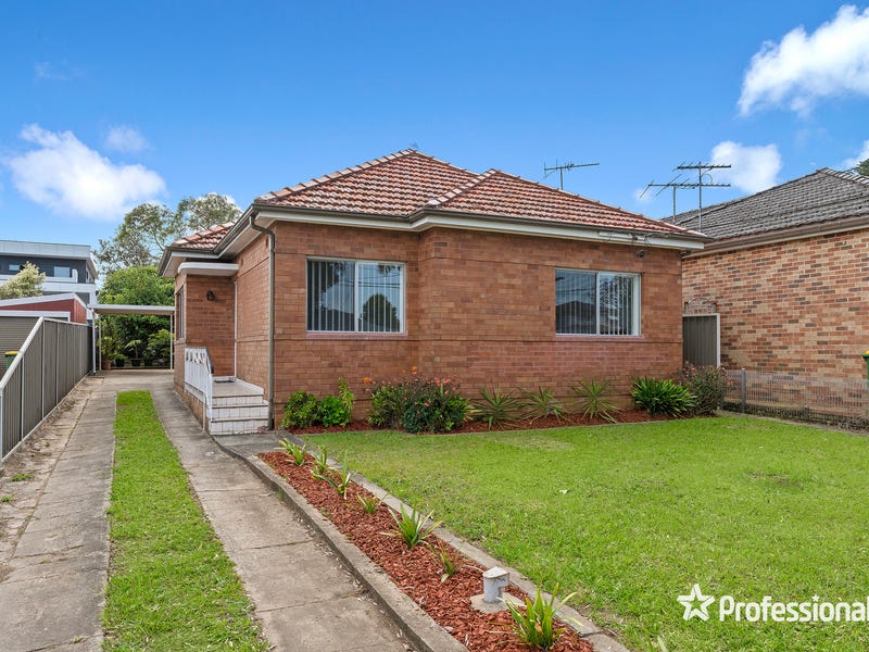 Sold Property Prices & Auction Results in Picnic Point, NSW 2213 (+1 ...