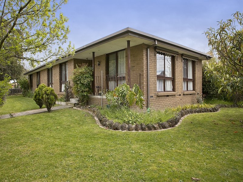 90 James Street, Dandenong, VIC 3175 - realestate.com.au