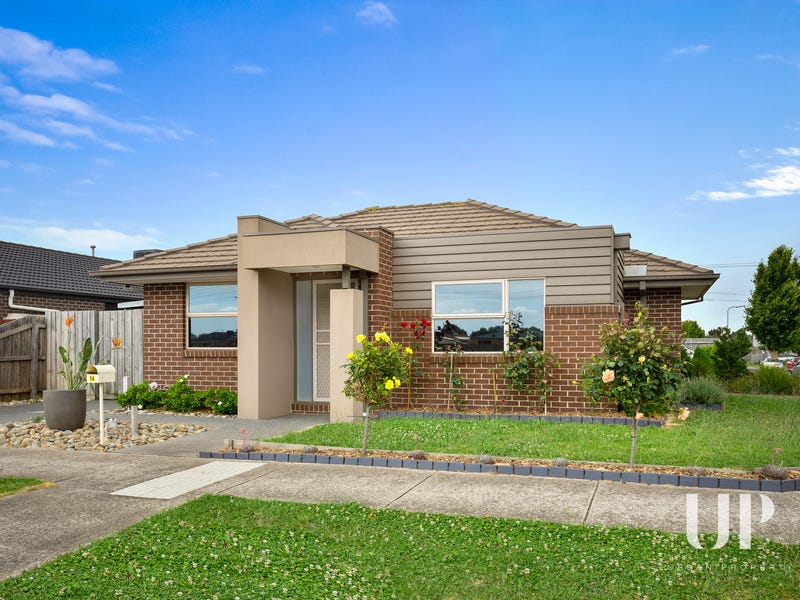 16 Garth Place, Epping, Vic 3076 - Property Details