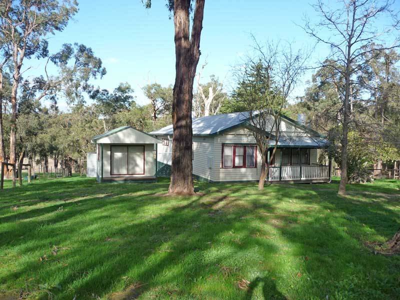 Property 105949471, Yellingbo, Vic 3139 - Property Details