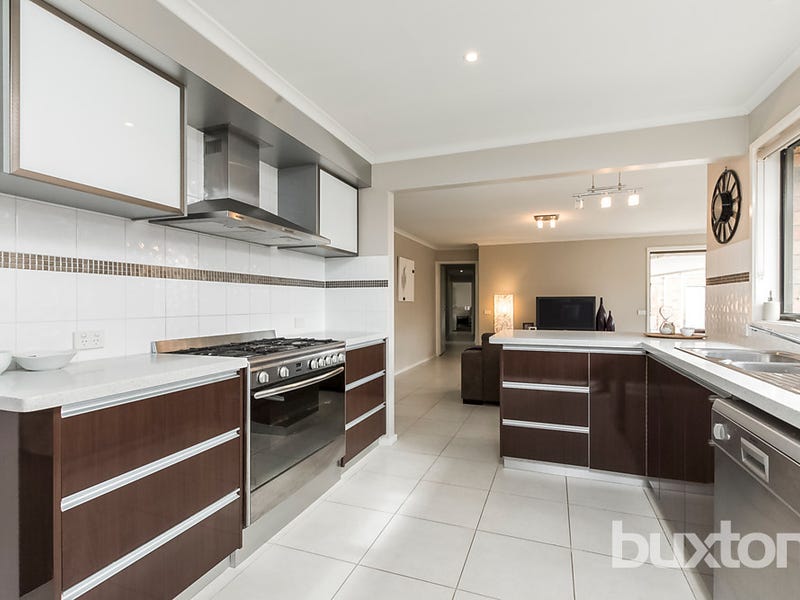 12 Crestmoor Drive, Highton, Vic 3216 - Property Details