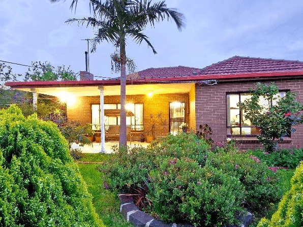 8 Percy Street, Newport, VIC 3015 - realestate.com.au