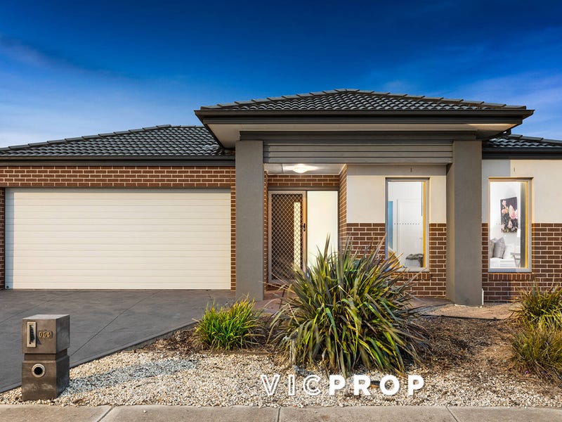 54 Carrick Street, Point Cook, VIC 3030 - realestate.com.au