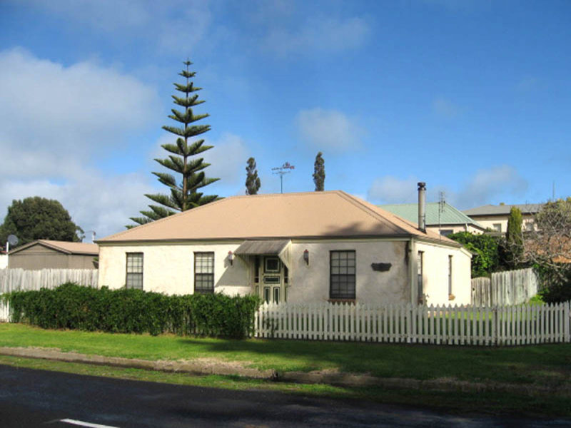 2 Morphett Street, Robe, SA 5276 - Property Details