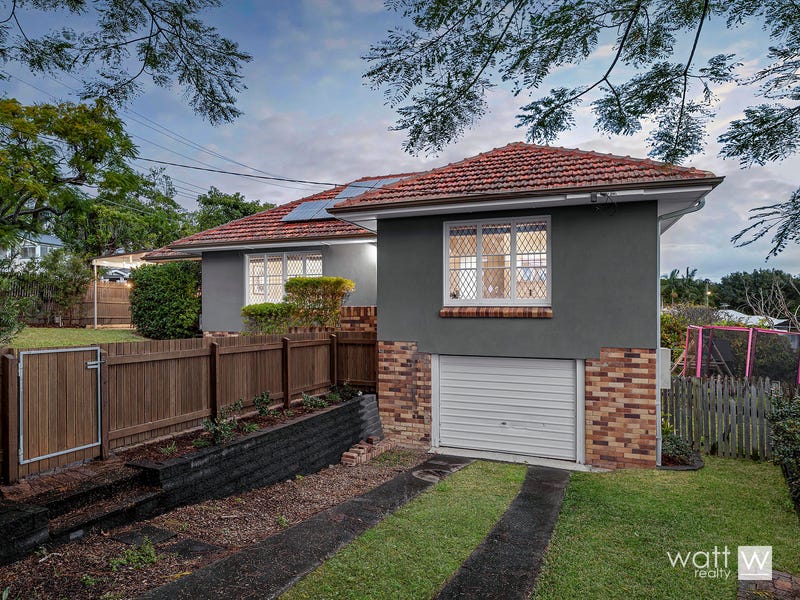 1 Roderick Street, Wavell Heights, QLD 4012 - realestate.com.au