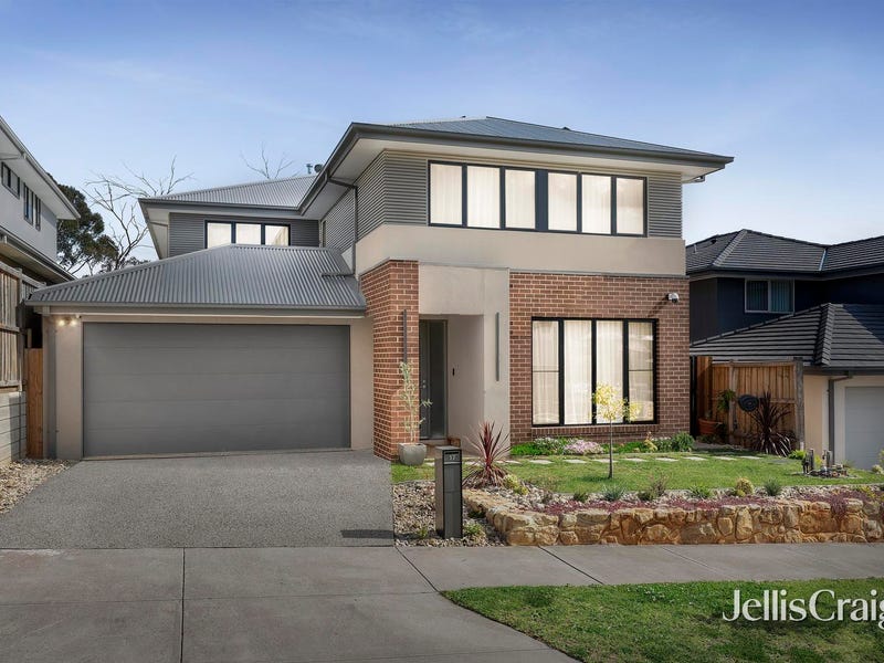 17 Gallagher Crescent, Lilydale, Vic 3140 - Property Details