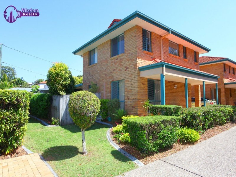 1/15 Gordon Street, Labrador, Qld 4215 - Property Details