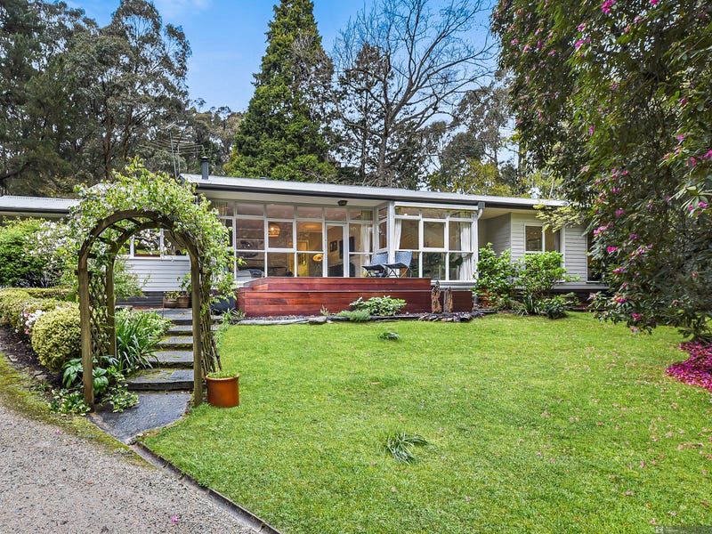 50 Lakeside Drive, Emerald, Vic 3782 - Property Details