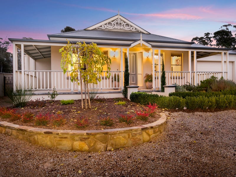 37 Arthurs Cres, Strathfieldsaye, VIC 3551 - realestate.com.au