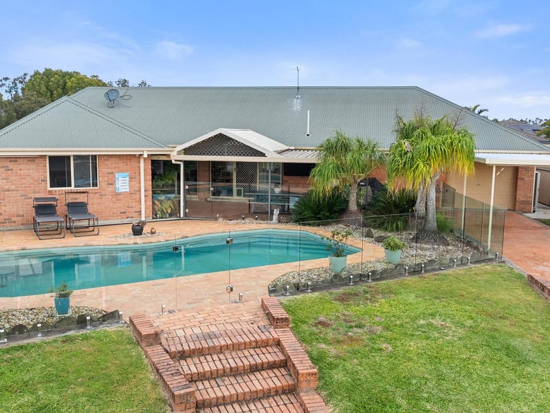 2 Barellan Avenue, Yamba, NSW 2464 - Property Details