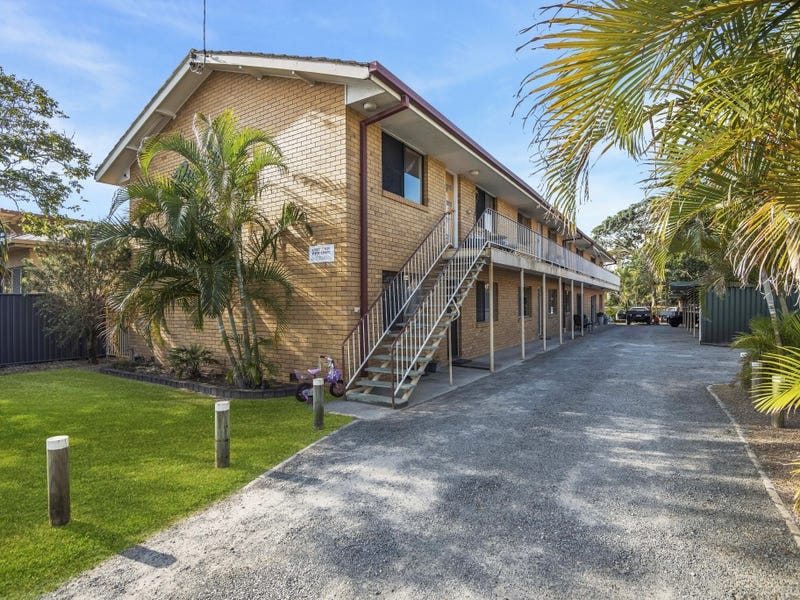 2/53 Golden Four Drive, Bilinga, Qld 4225 - Property Details