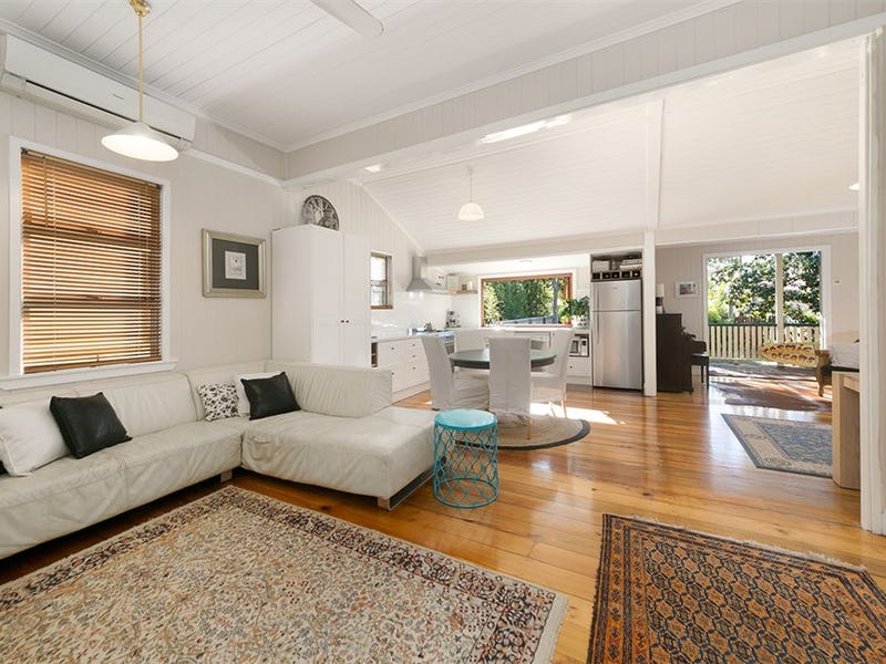 13 St Clements Road, Oxley, Qld 4075 - Property Details