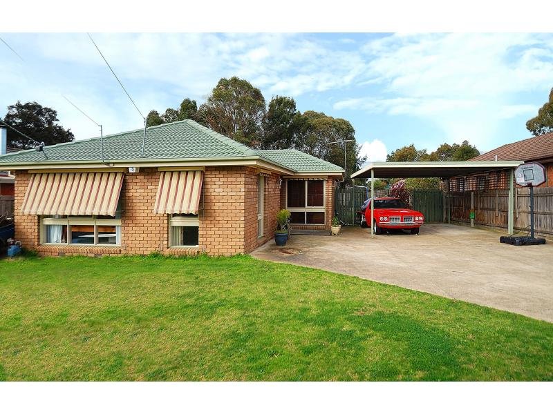 24 James Cook Drive, Cranbourne, Vic 3977 - Property Details