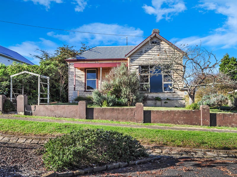 8 PERCY STREET, Portland, Vic 3305 - Property Details