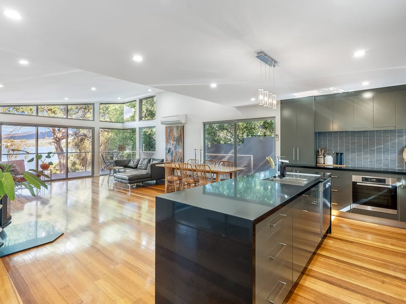 320 Howden Road, Howden, Tas 7054 - Property Details