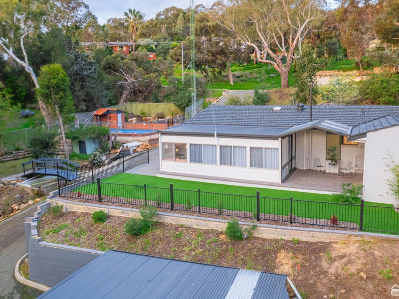 5 Lowannaa Road, Martin, WA 6110 - Property Details