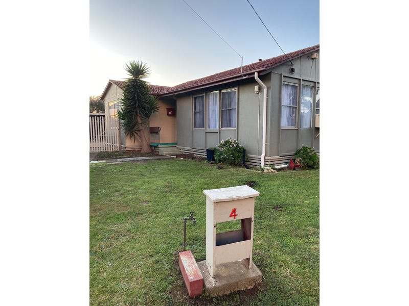 4 Silver Street, Werribee, VIC 3030 - realestate.com.au