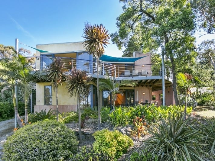 132 Smith Street, Lorne, Vic 3232 - Property Details