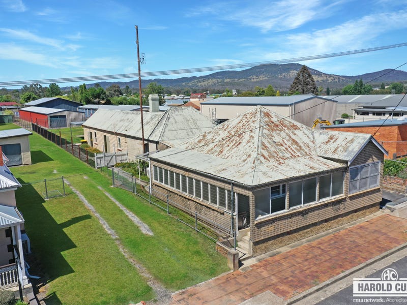 151 High Street, Tenterfield, NSW 2372 - Property Details