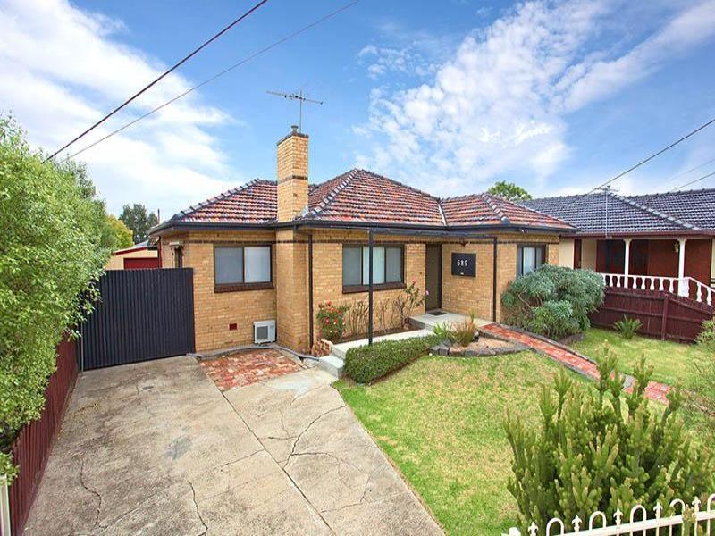 689 Ballarat Road, Ardeer, Vic 3022 - Property Details