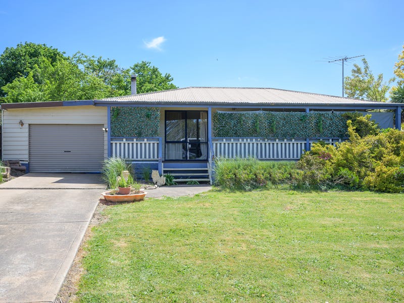22 Allen Street, Kilmore, Vic 3764 - Property Details