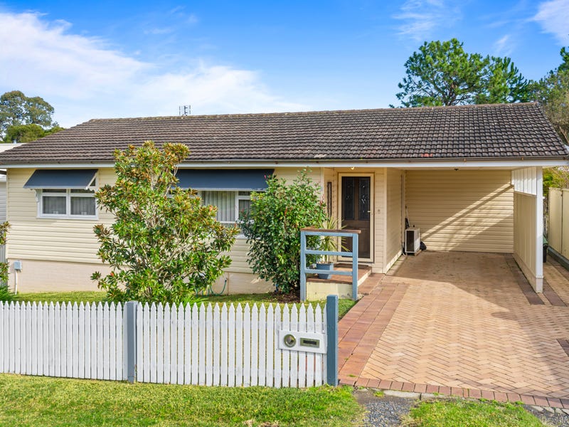 4 Headlam Parade, Springfield, NSW 2250 - Property Details