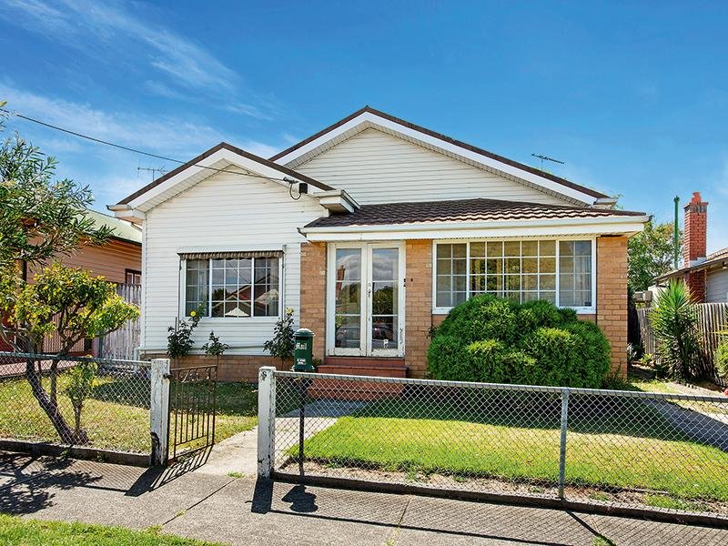 8 Lochinvar Street, Pascoe Vale South, VIC 3044 - realestate.com.au