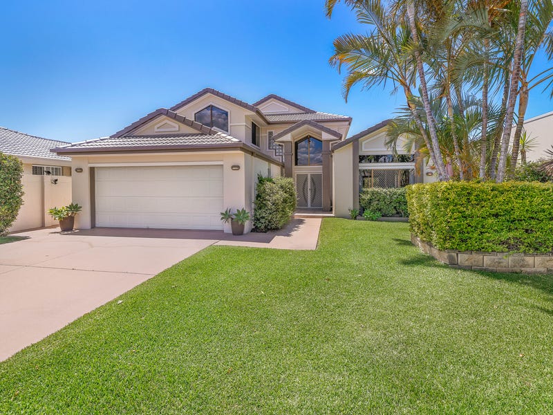 38 Meadowlake Drive, Carrara, Qld 4211 - Property Details