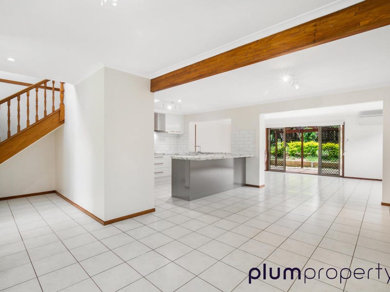 33 Farnworth Street, Chapel Hill, QLD 4069 - realestate.com.au