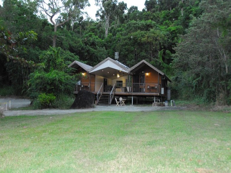 233 Paluma Road, Cannonvale, Qld 4802 - Property Details