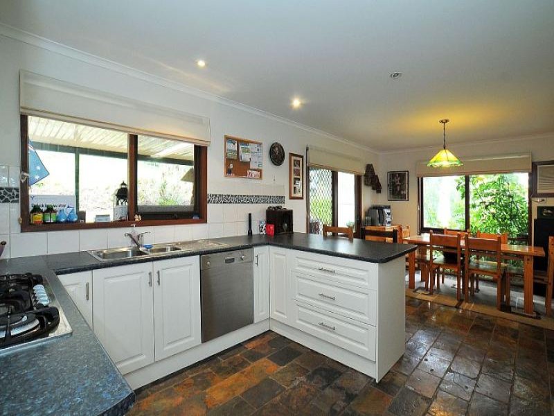 1 Lacy Street, Selby, Vic 3159 - Property Details