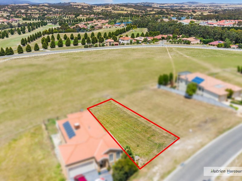 33 Siena Way, Wallan, VIC 3756 - realestate.com.au