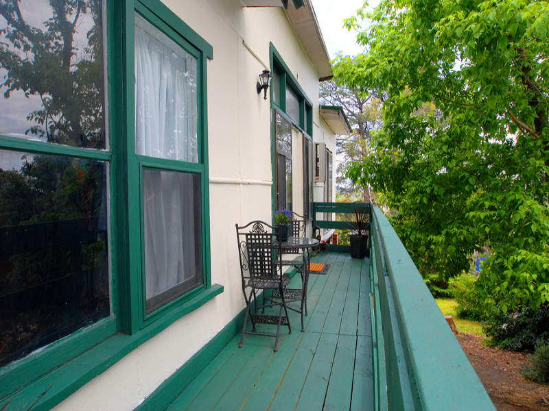 23 Kia-ora Parade, Ferntree Gully, VIC 3156 - realestate.com.au