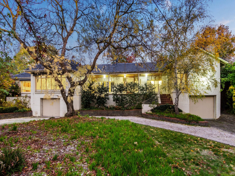 8 Lister Street, Kew East, VIC 3102 - realestate.com.au