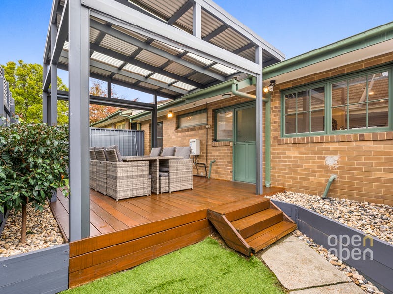 2/4 Hindon Street, Blackburn, Vic 3130 - Property Details