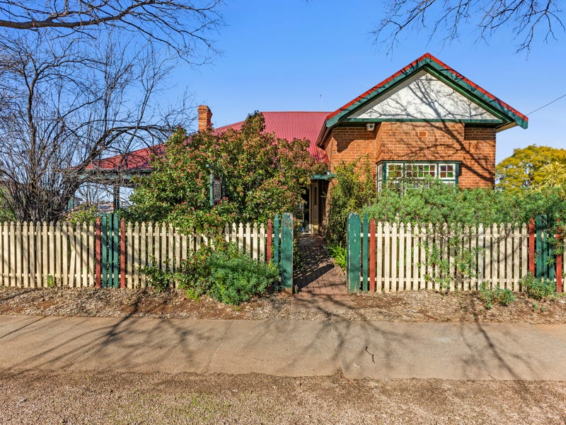 80-82 Clarinda Street, Parkes, NSW 2870 - Property Details