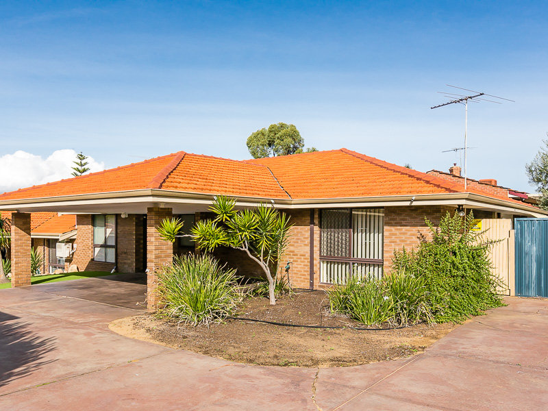 4/9 Dover Road, Scarborough, WA 6019 - Property Details