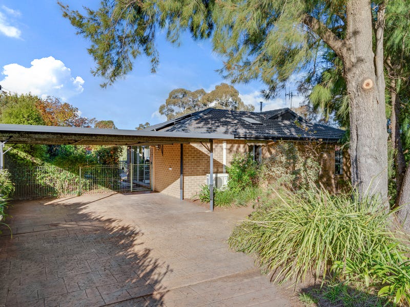 72 William Webb Drive, Evatt, ACT 2617 - Property Details