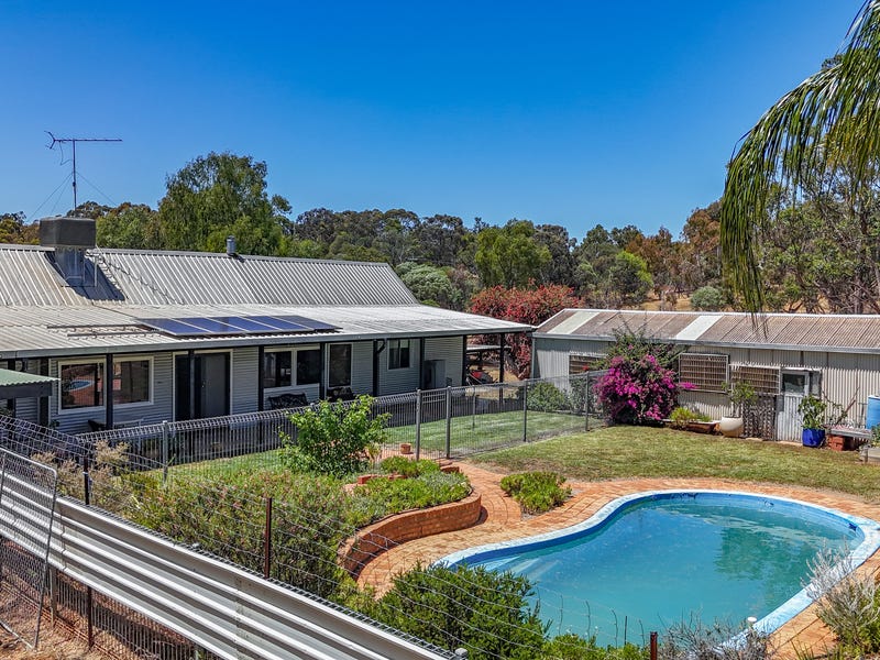 14 Dyer Street, Clackline, WA 6564 - Property Details