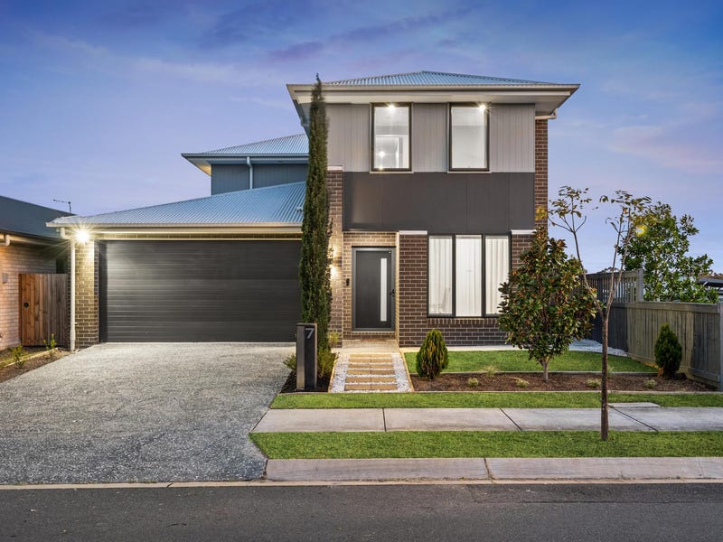 7 Rumba Road, Ripley, Qld 4306 - Property Details